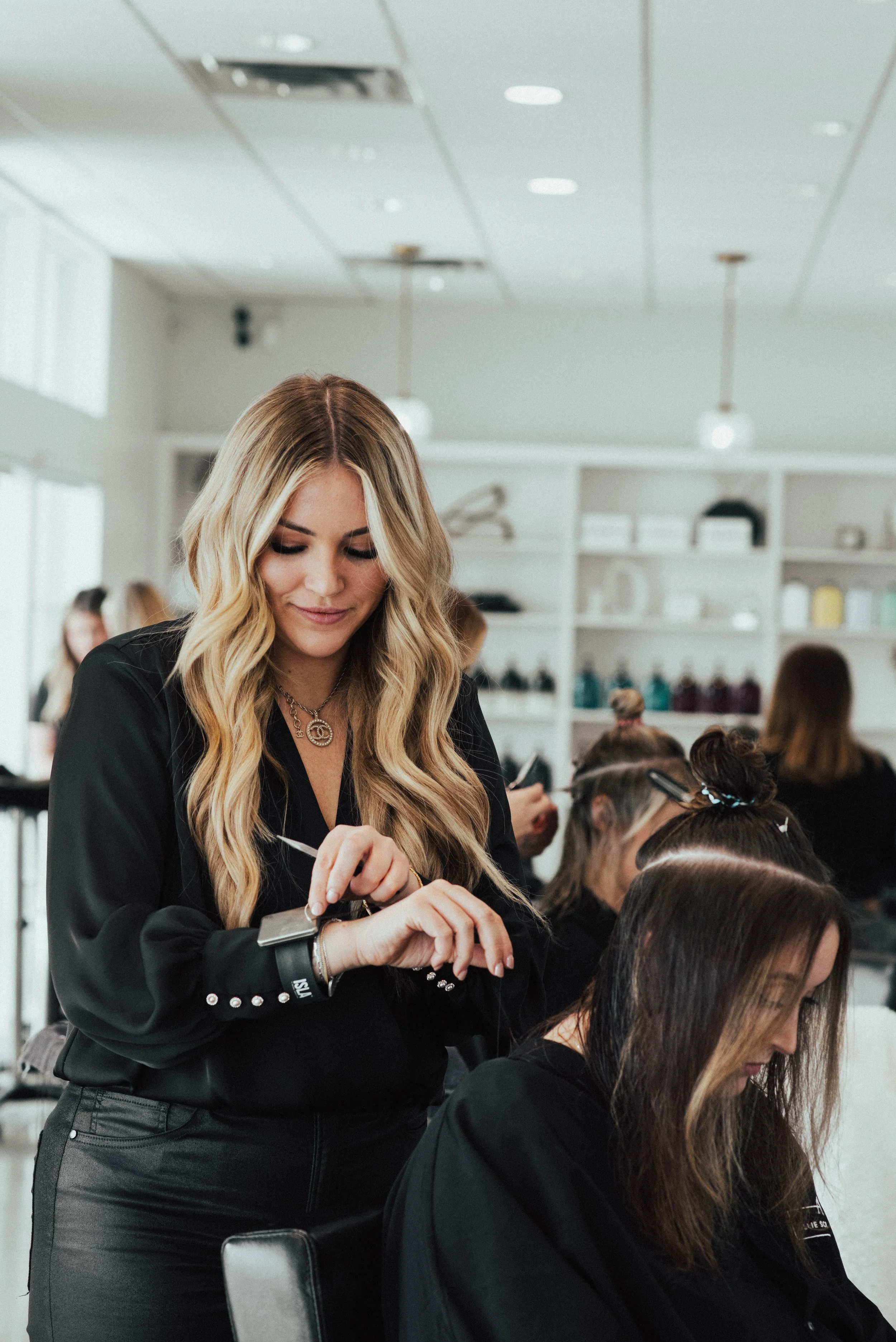 Artist Spotlight: Allie Scott Shares How She Empowers Artists And ...