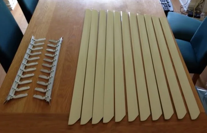 Rear Window Venetian Blind with Ivory Colored Slates — Bug and Bus