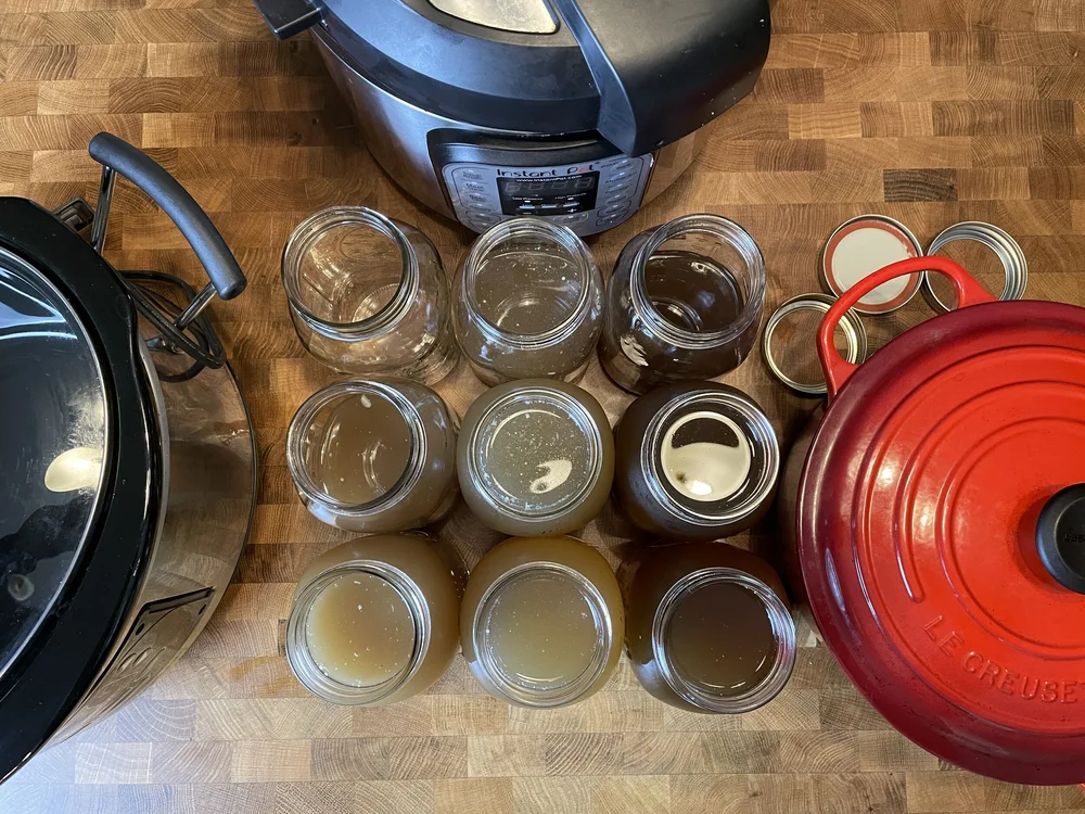 How to Make Beef Broth 3 Ways / Should I use a Slow-Cooker, Instant Pot ...