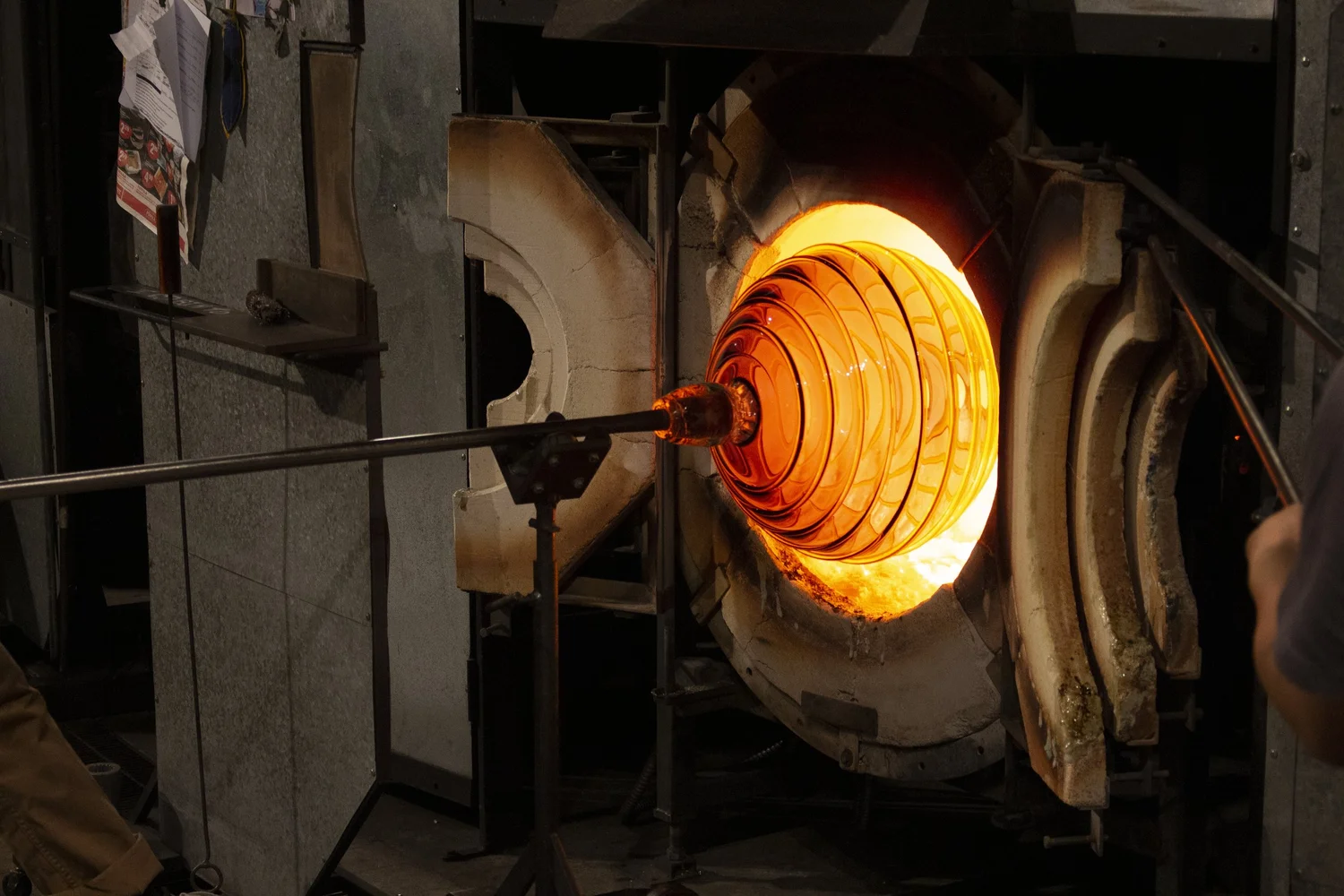The Hot Shop — Museum of Glass