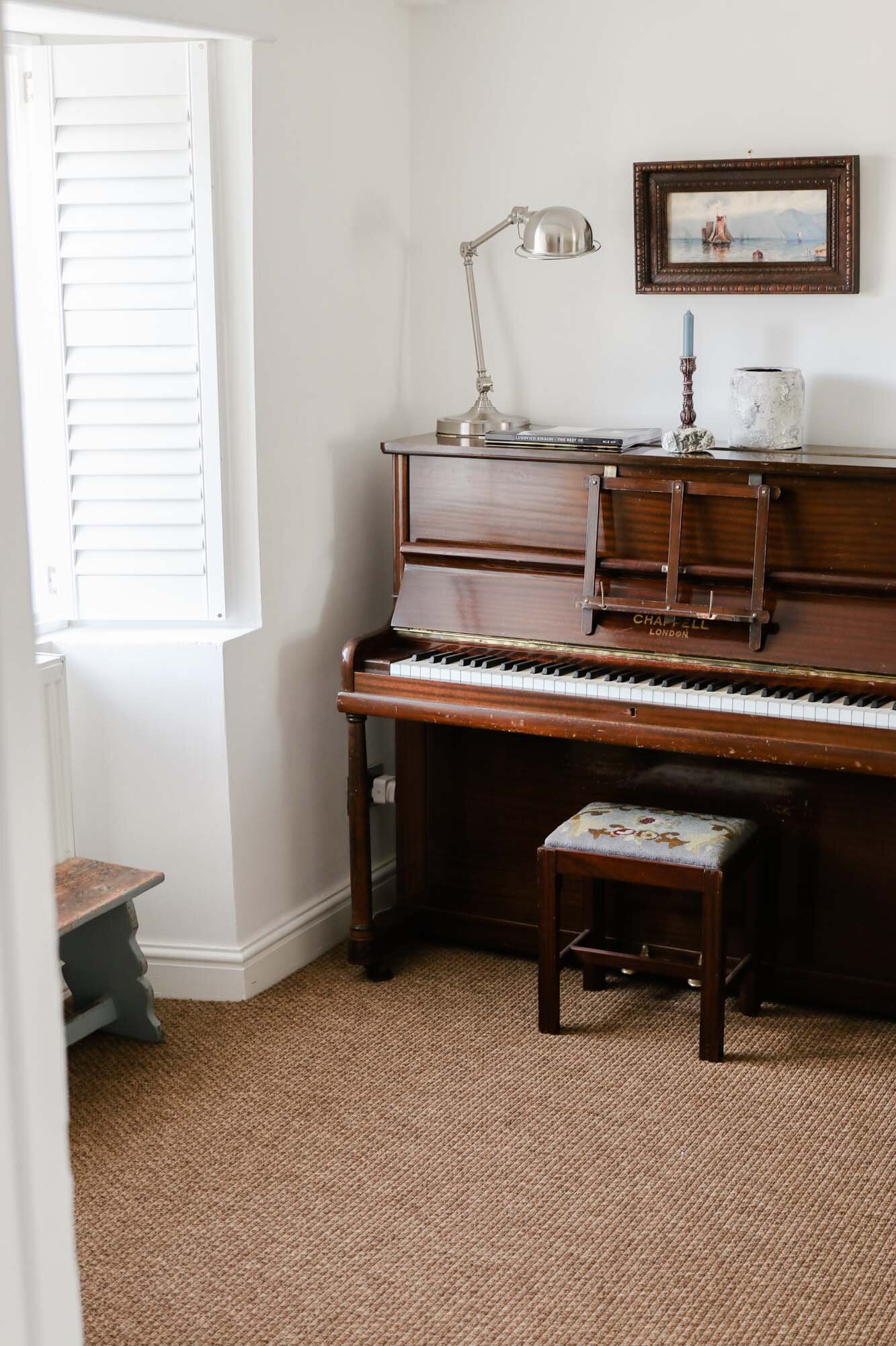 17th Century English Cottage Living Room Makeover | Before & After