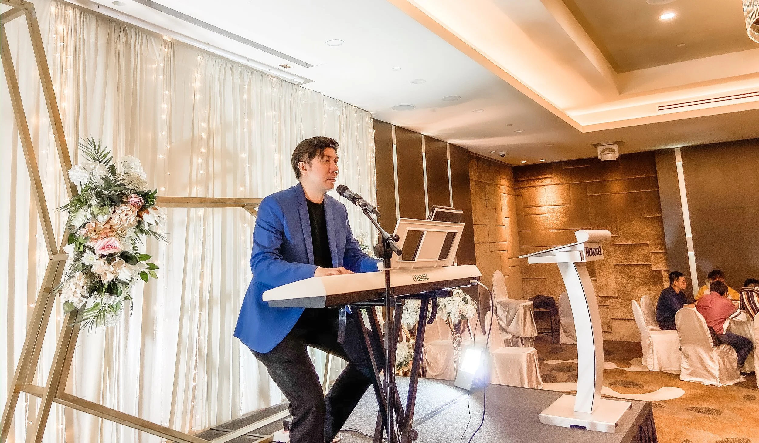 Linus Lee The Showmaster | Dinner & Dance Event Emcee Singapore ...