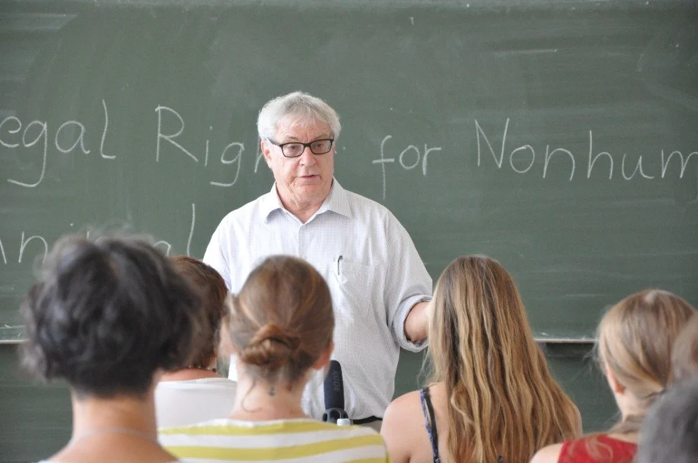 S7. E12: Steven Wise: The Most Important Animal-Rights Case of the 21st ...