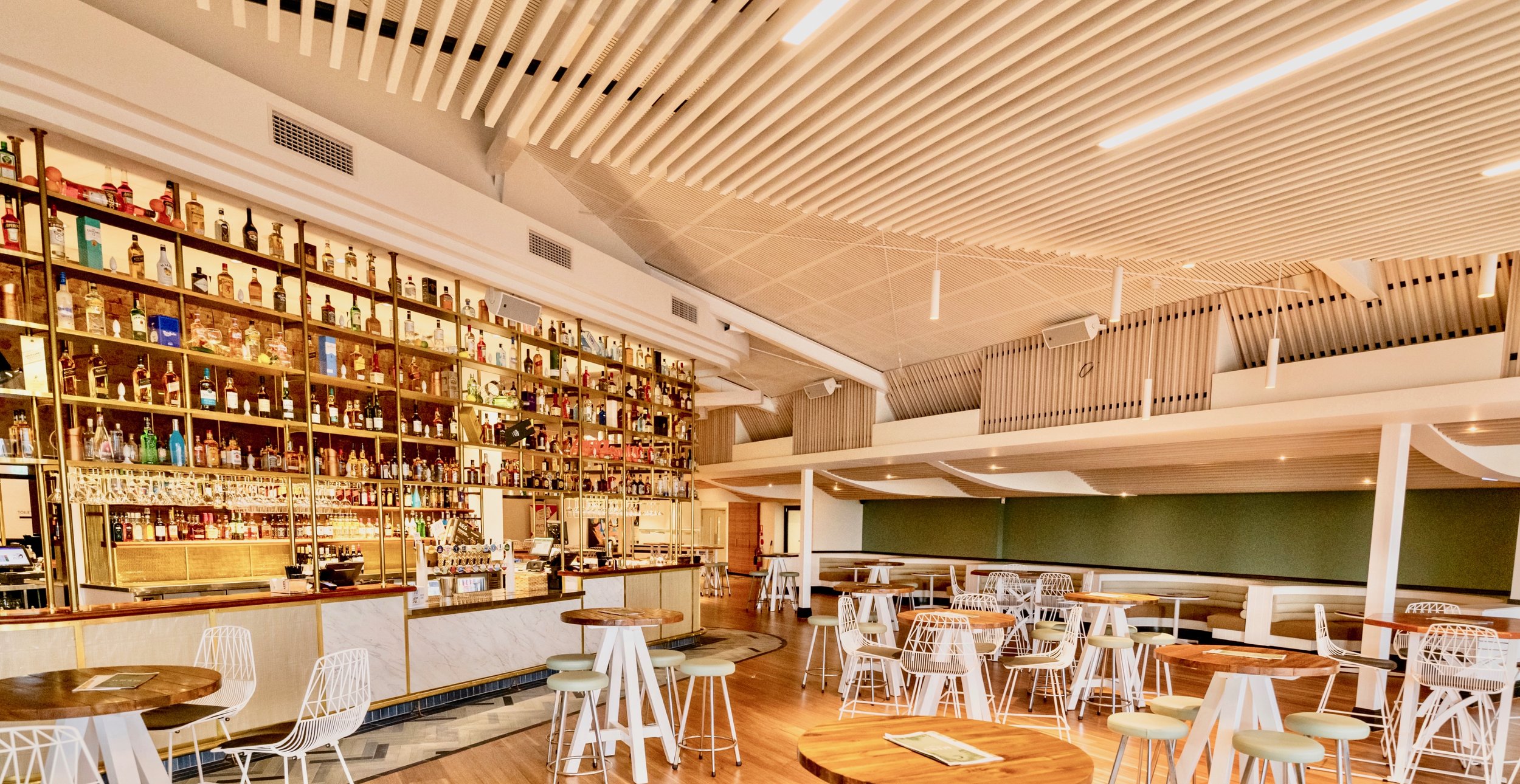 Craig W Chandler Architects - Calamvale Hotel
