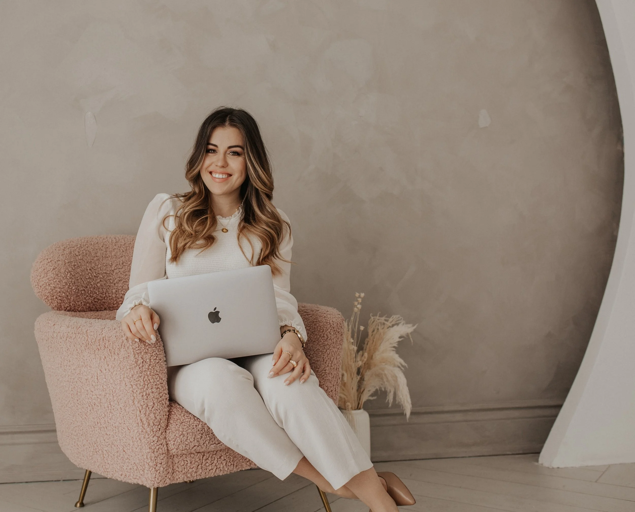 Dr. Renata Zambo, ND