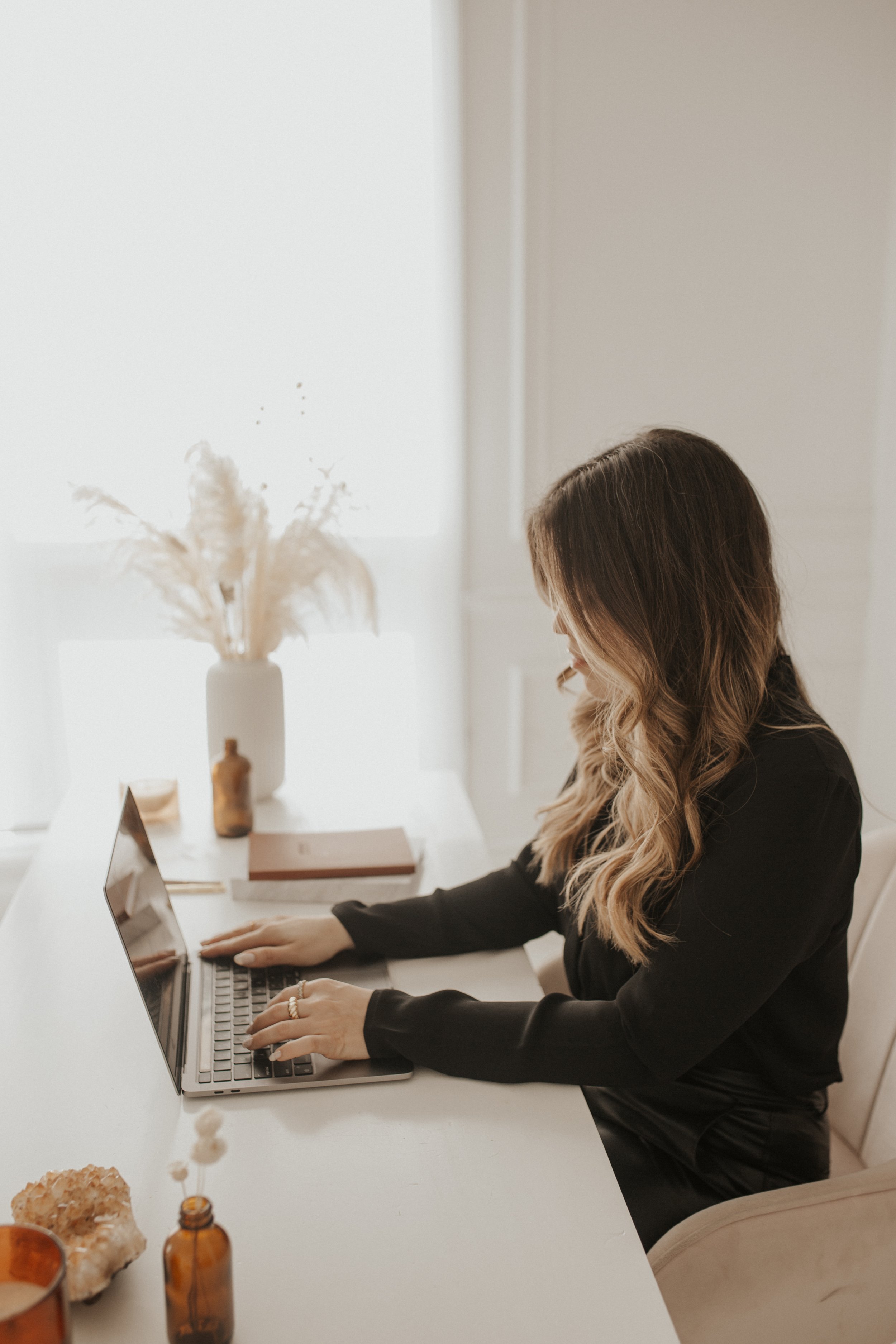 Dr. Renata Zambo, ND | Naturopath for Gut, Weight, & Hormone Health Toronto