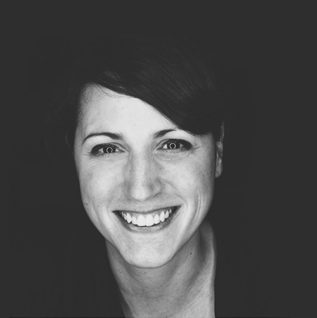 CONTACT — GINA GROFFY | Art Direction & Graphic Design