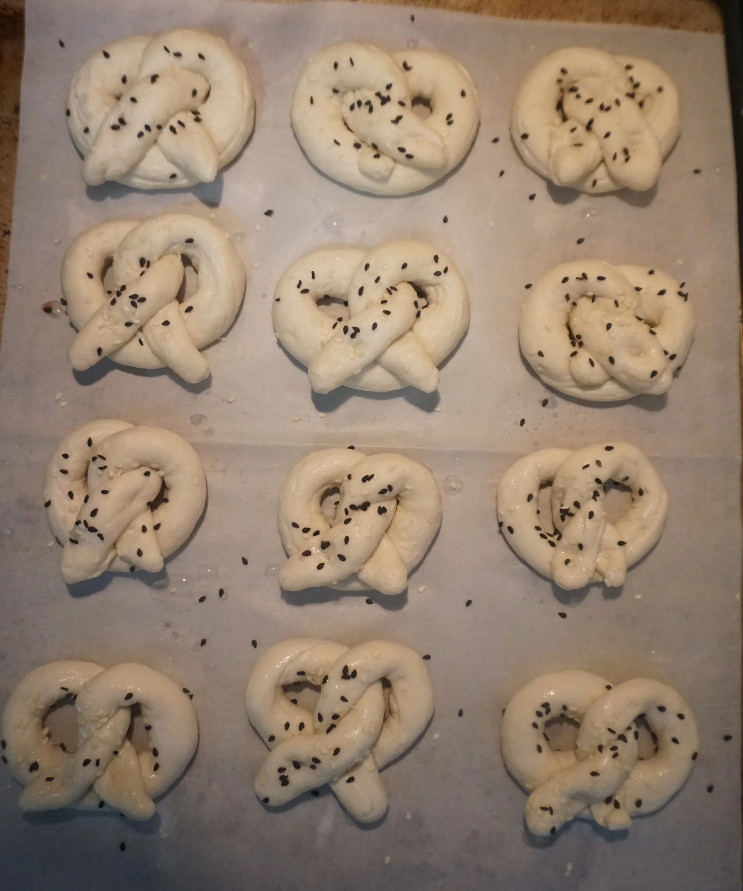 Mini Sesame Soft Pretzels — The Gut Nursery