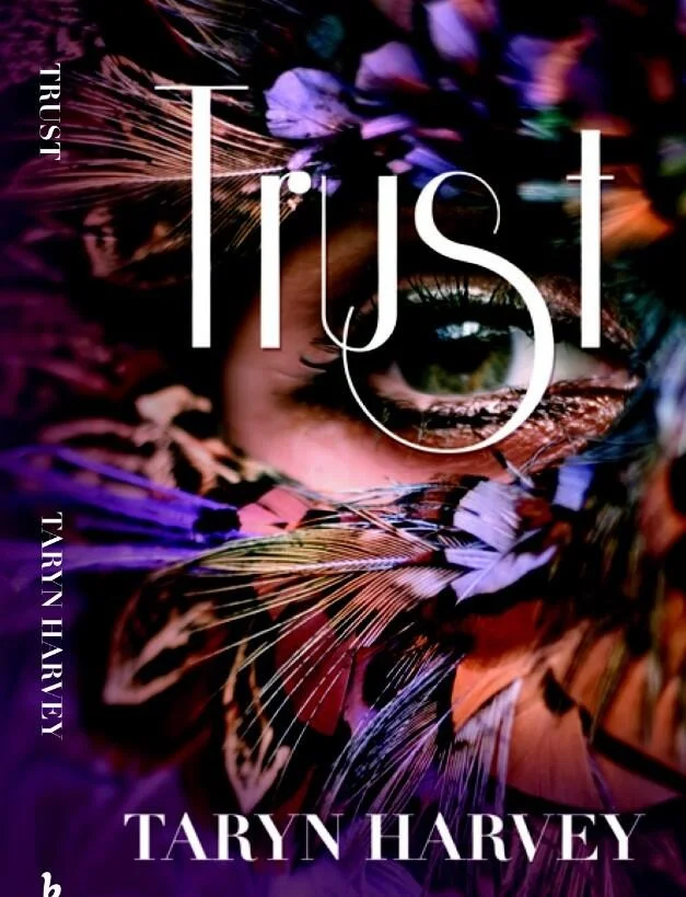 Taryn Harvey — About Taryn