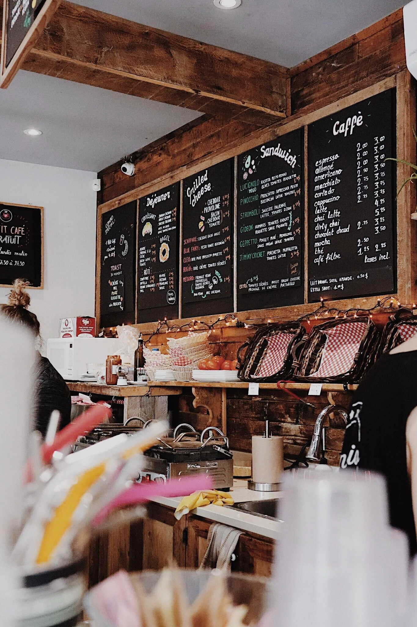 [Montréal, Villeray] Café Pinocchio — On va se promener?