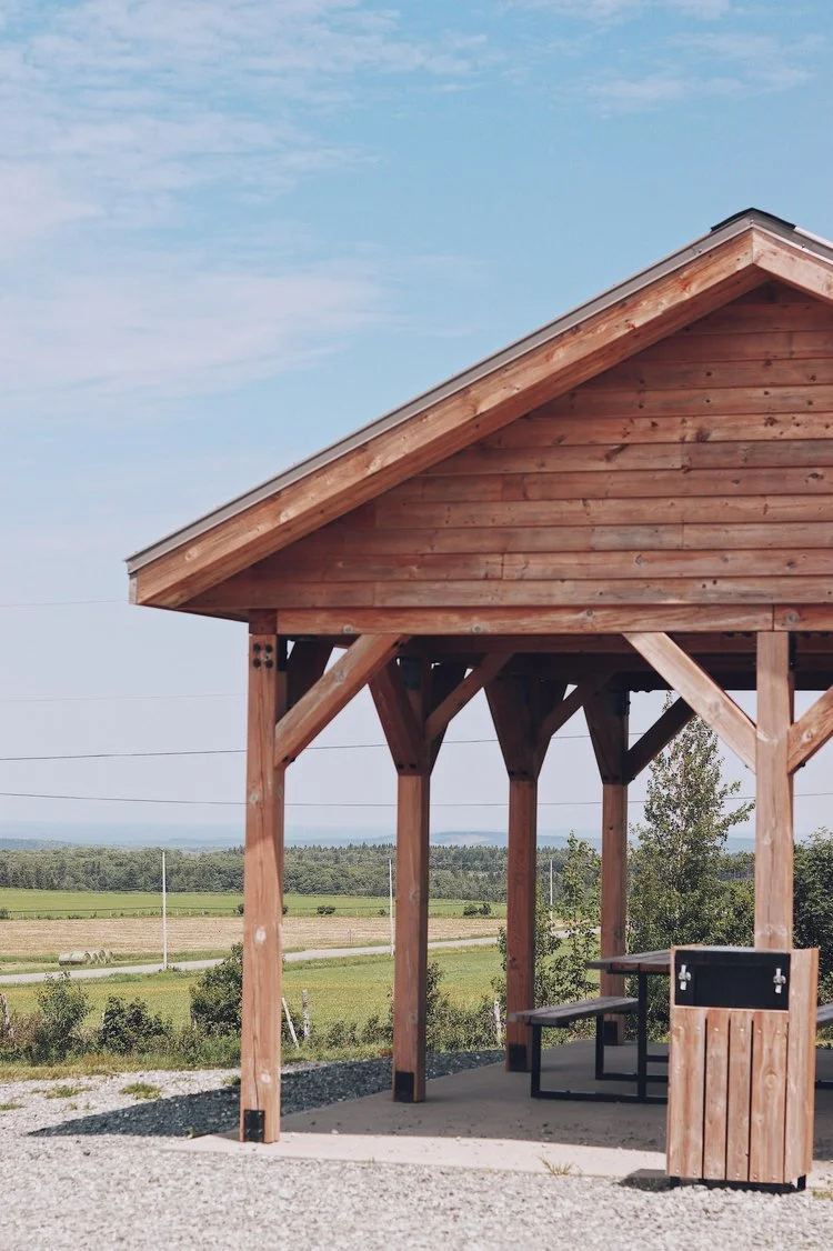 Les haltes routières du Québec — On va se promener
