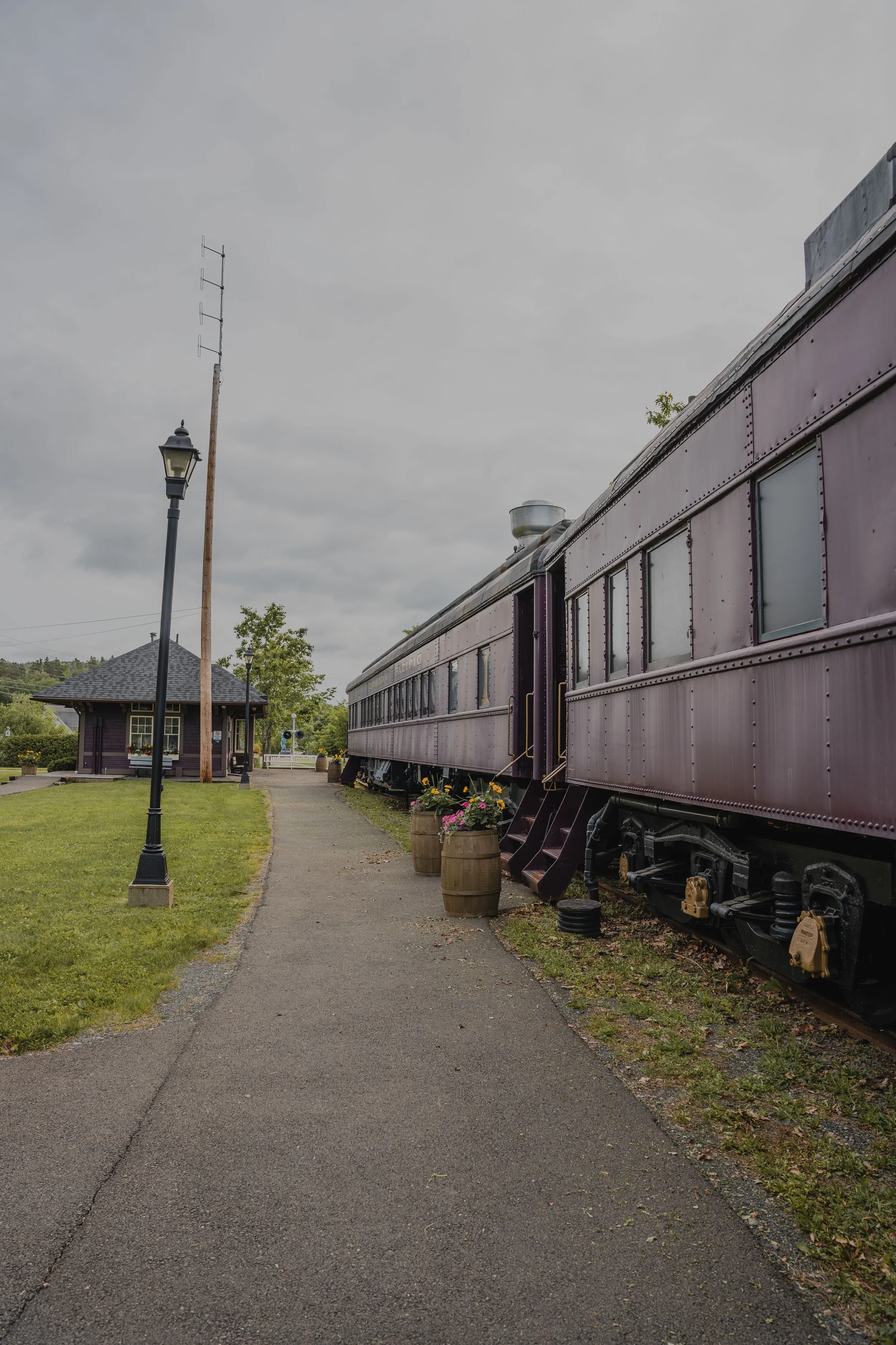 [NB,Florenceville-Bristol] Shogomoc Train Station — On va se promener