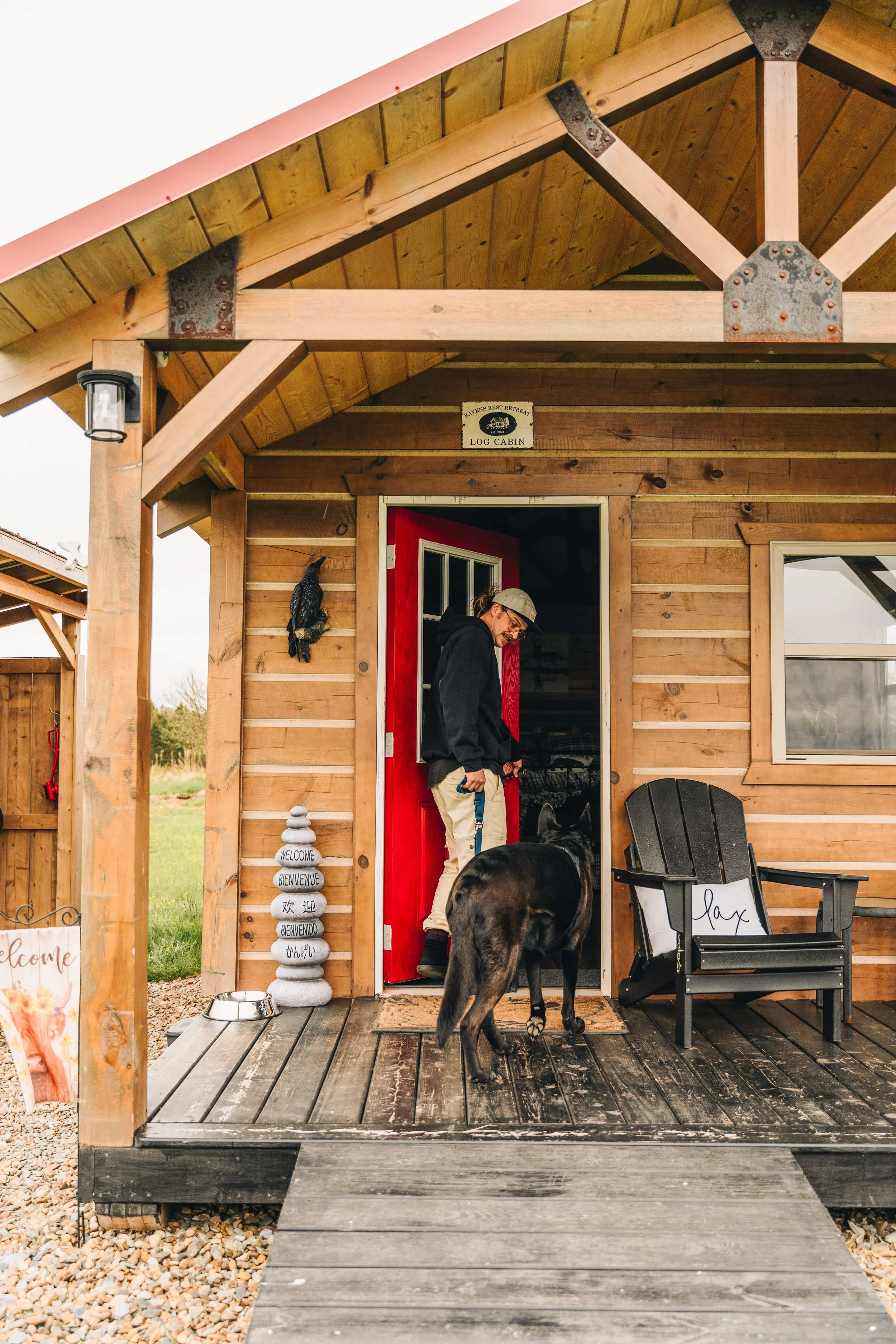 [N-É, Moose Brook] Ravens Rest Retreat — On va se promener