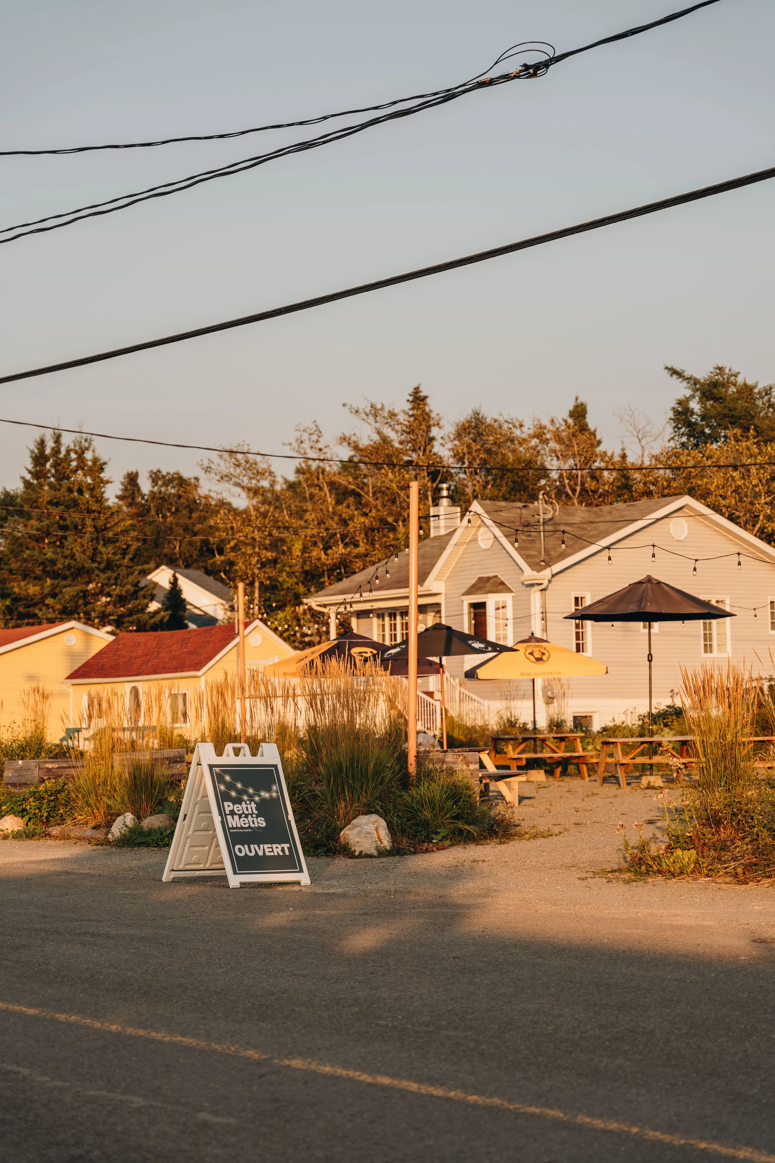 [BSL, Métis-sur-Mer] Petit Métis - Café, Buvette et Chalets — On va se ...
