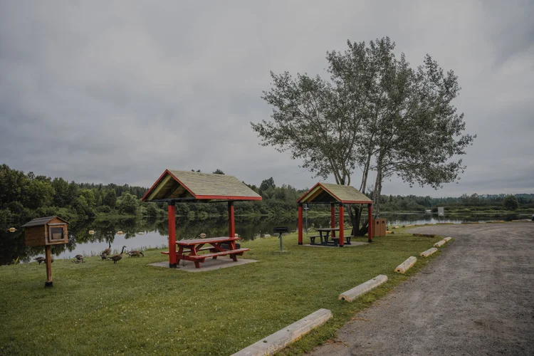 [Estrie, Scotstown] Parc Walter-Mackenzie — On va se promener