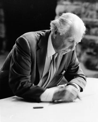 Frank Lloyd Wright: Revolutionary Architect — Role Model Change Makers