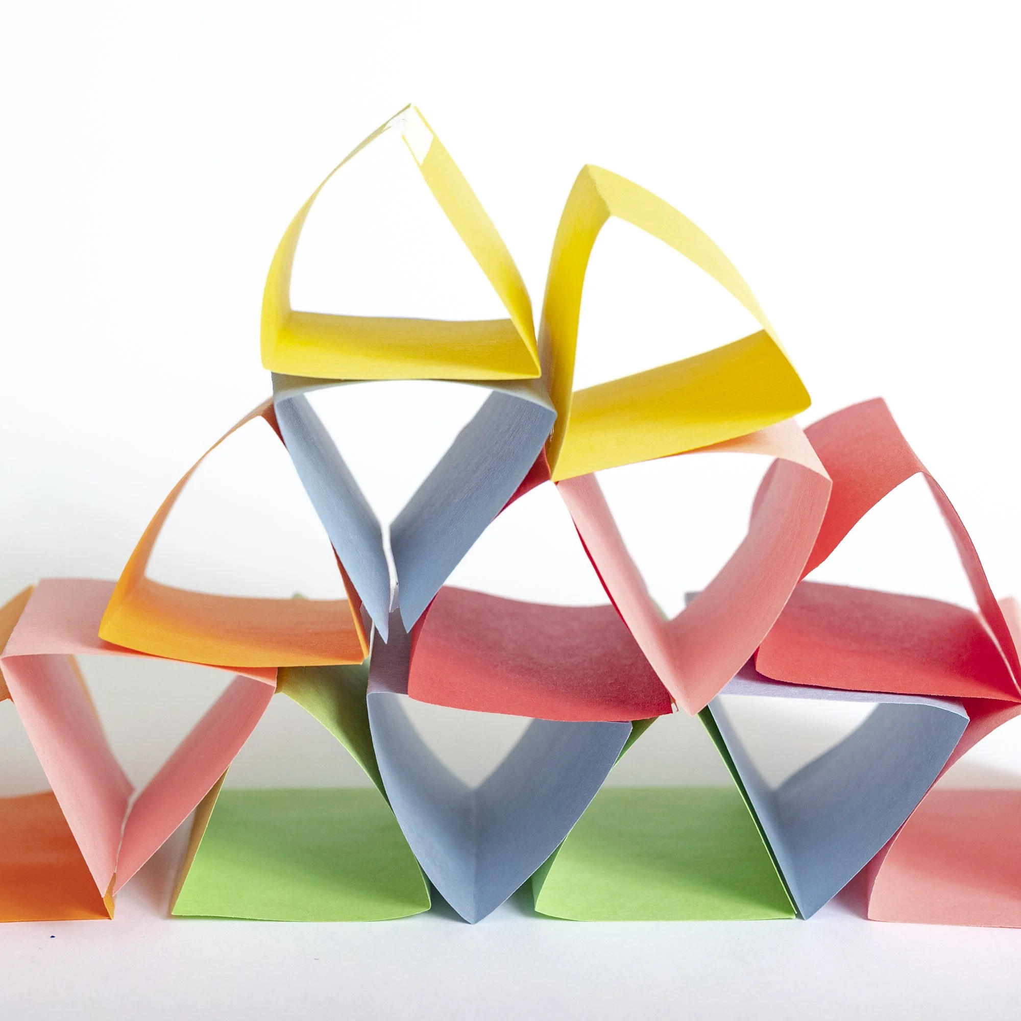 Stacking Shapes — Minni