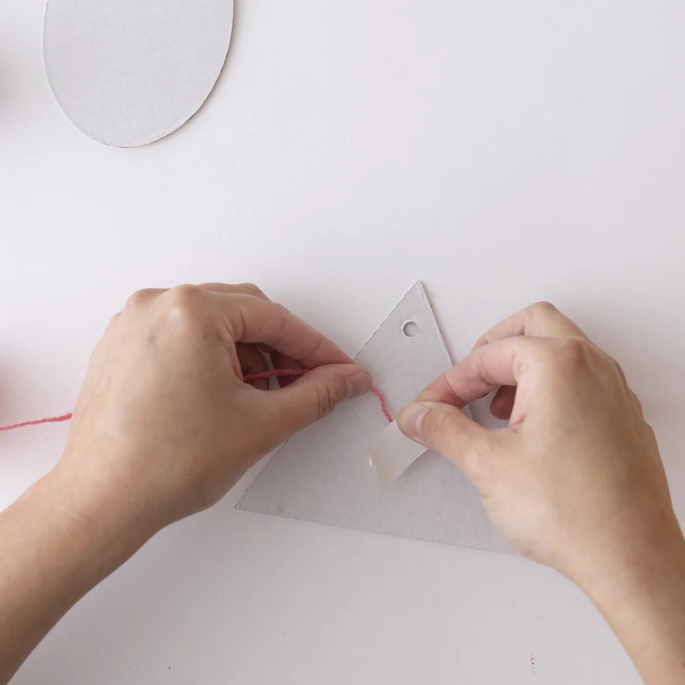 DIY Yarn Mobiles — Minni