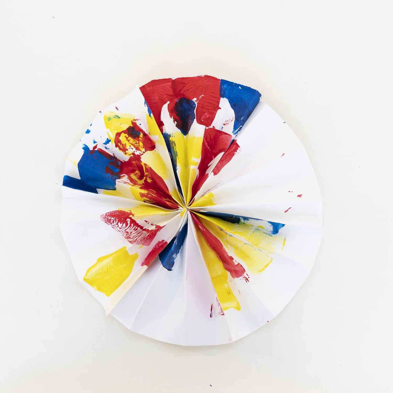 DIY Paper Fan Decorations — Minni