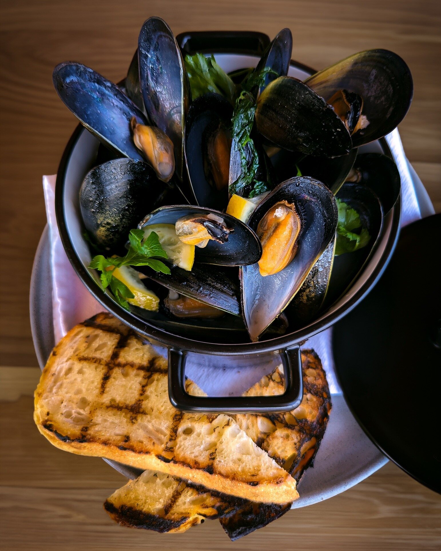 Waterfront Dining and Fish Restaurants Tasmania