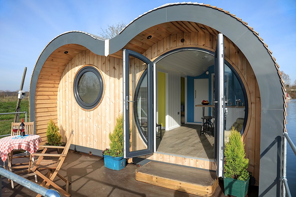 Unique floating glamping pod in Beccles