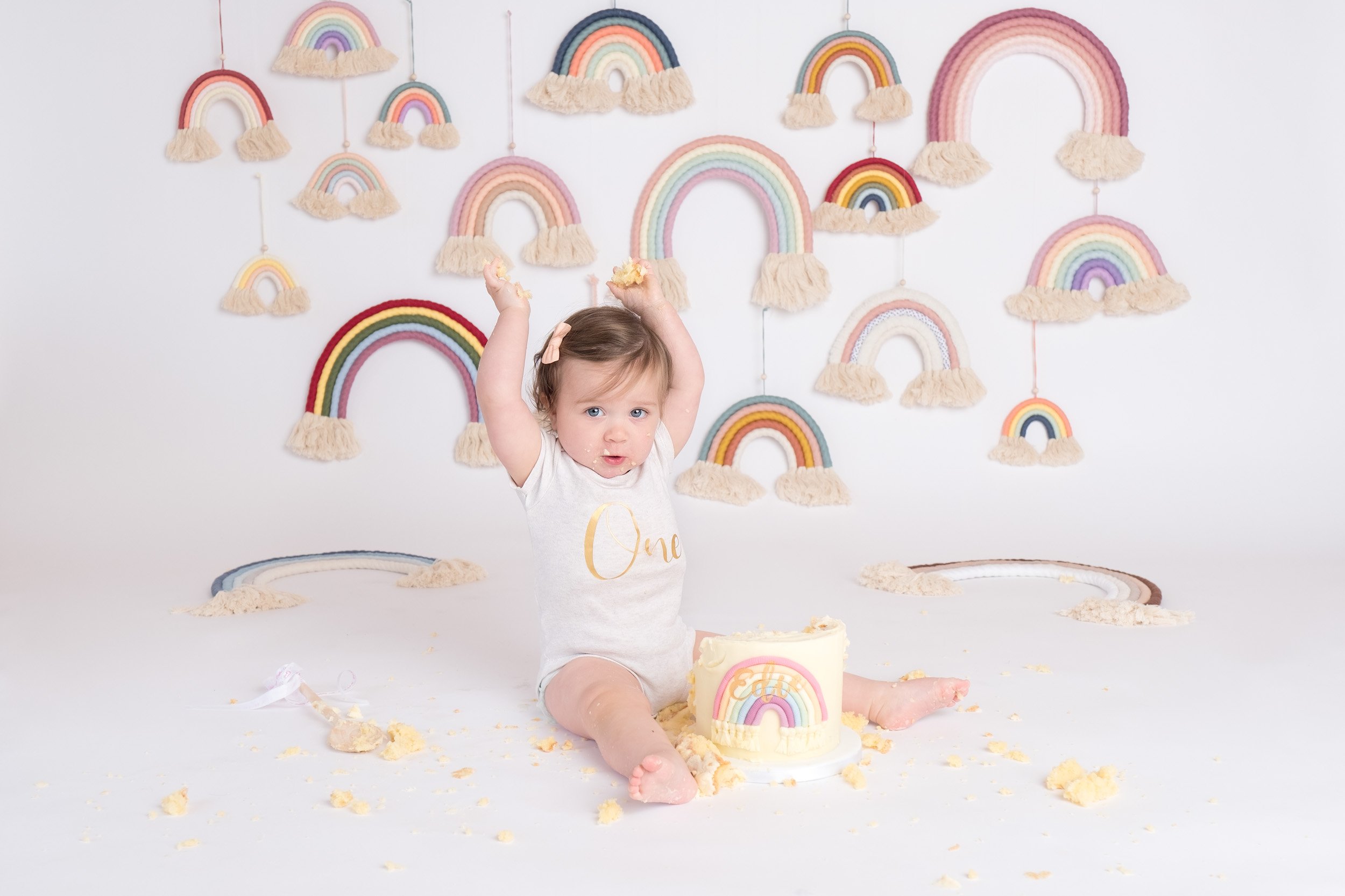 Cake Smash Photography in Lincoln by Mama Bear