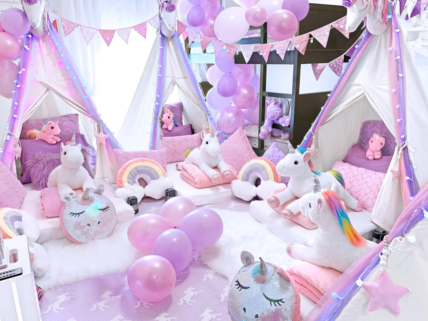 Unicorn Themed Parties - Unicorn Party — Dream & Party
