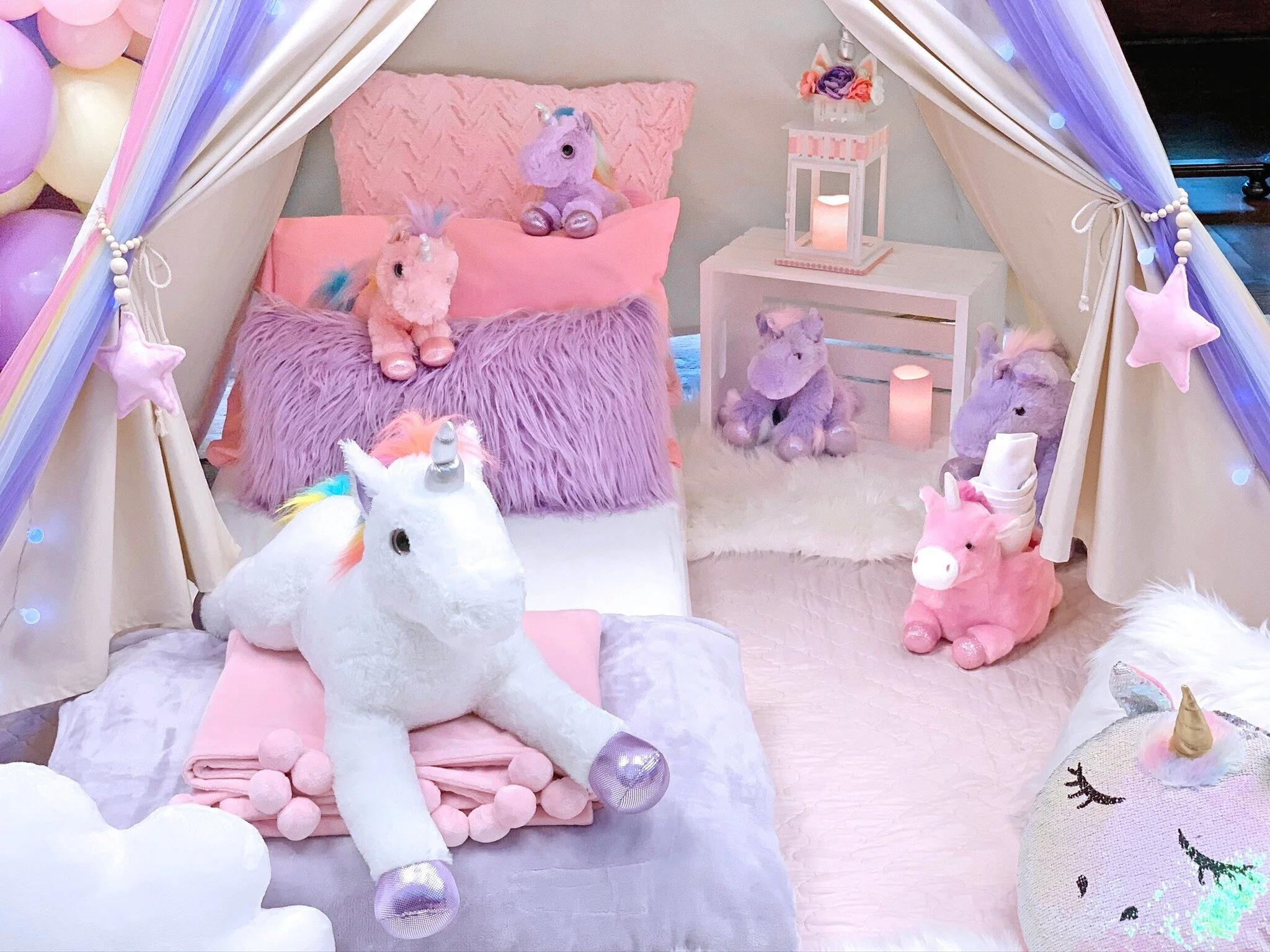 Unicorn Themed Parties Picnics And Slumber Parties Unicorn Party