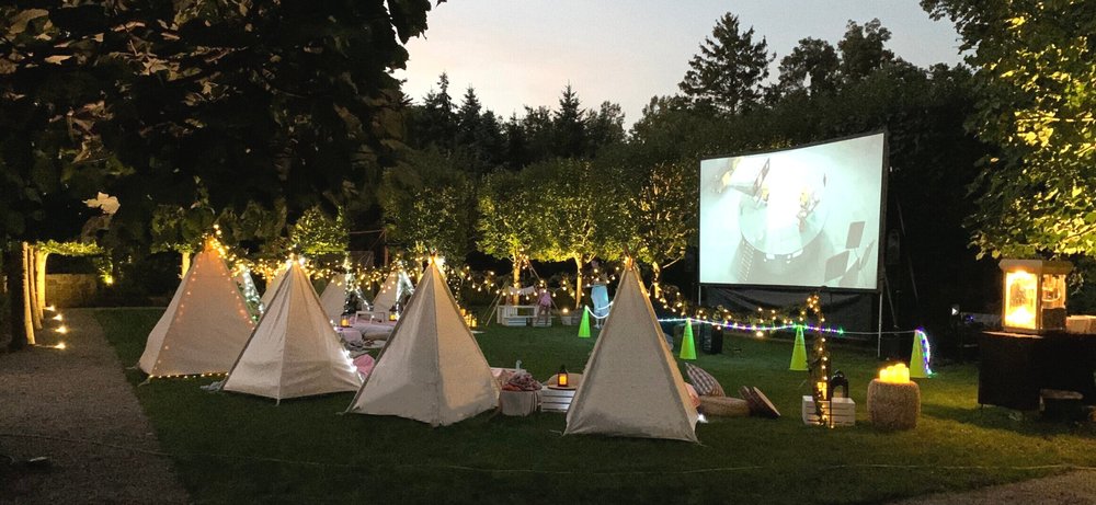 Movie Night — Dream & Party