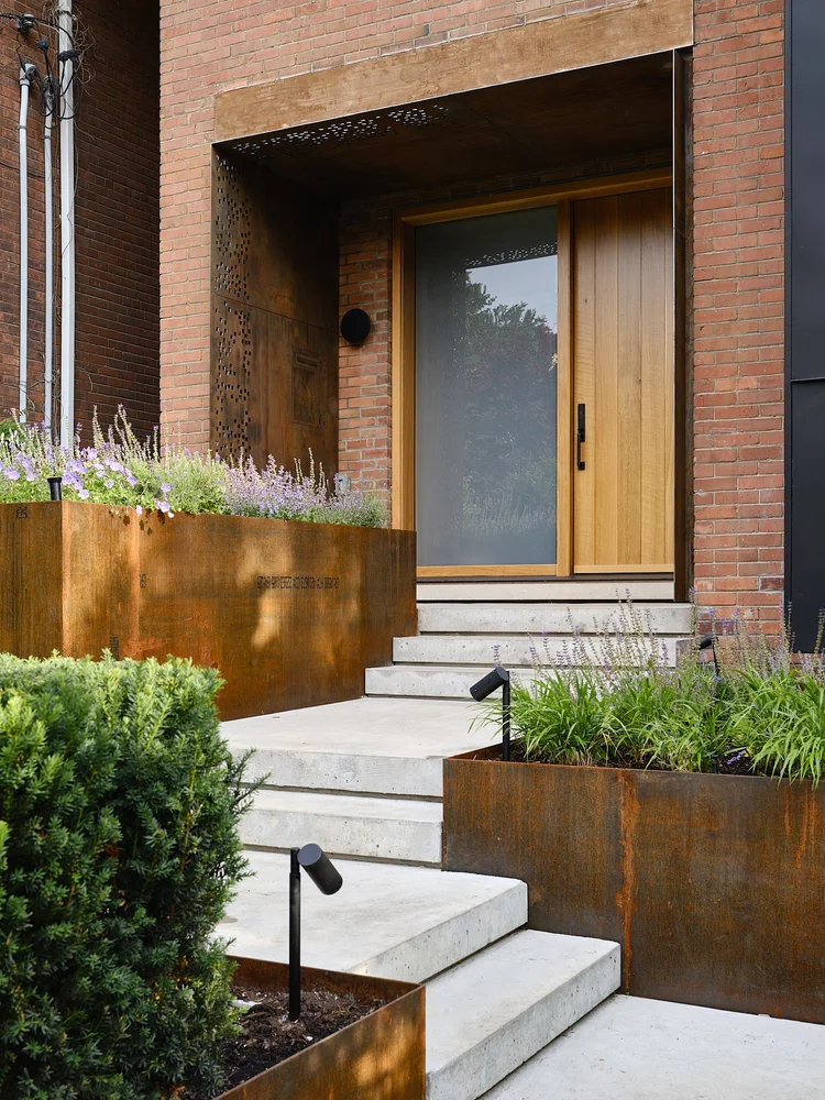 Summerhill Family Home (featured) — Derek Nicholson
