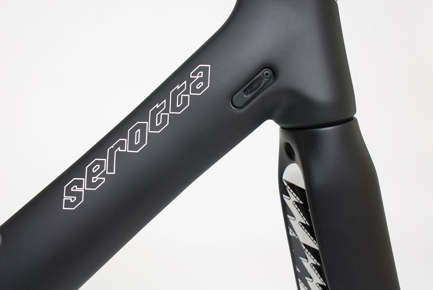 Bike Serotta Lighting Bolt — VéloColour Custom Paint and Cycling Bags