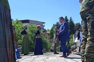 Η Νάουσα γιόρτασε την 199η επέτειο του Ολοκαυτώματος. Φωτορεπορτάζ ...