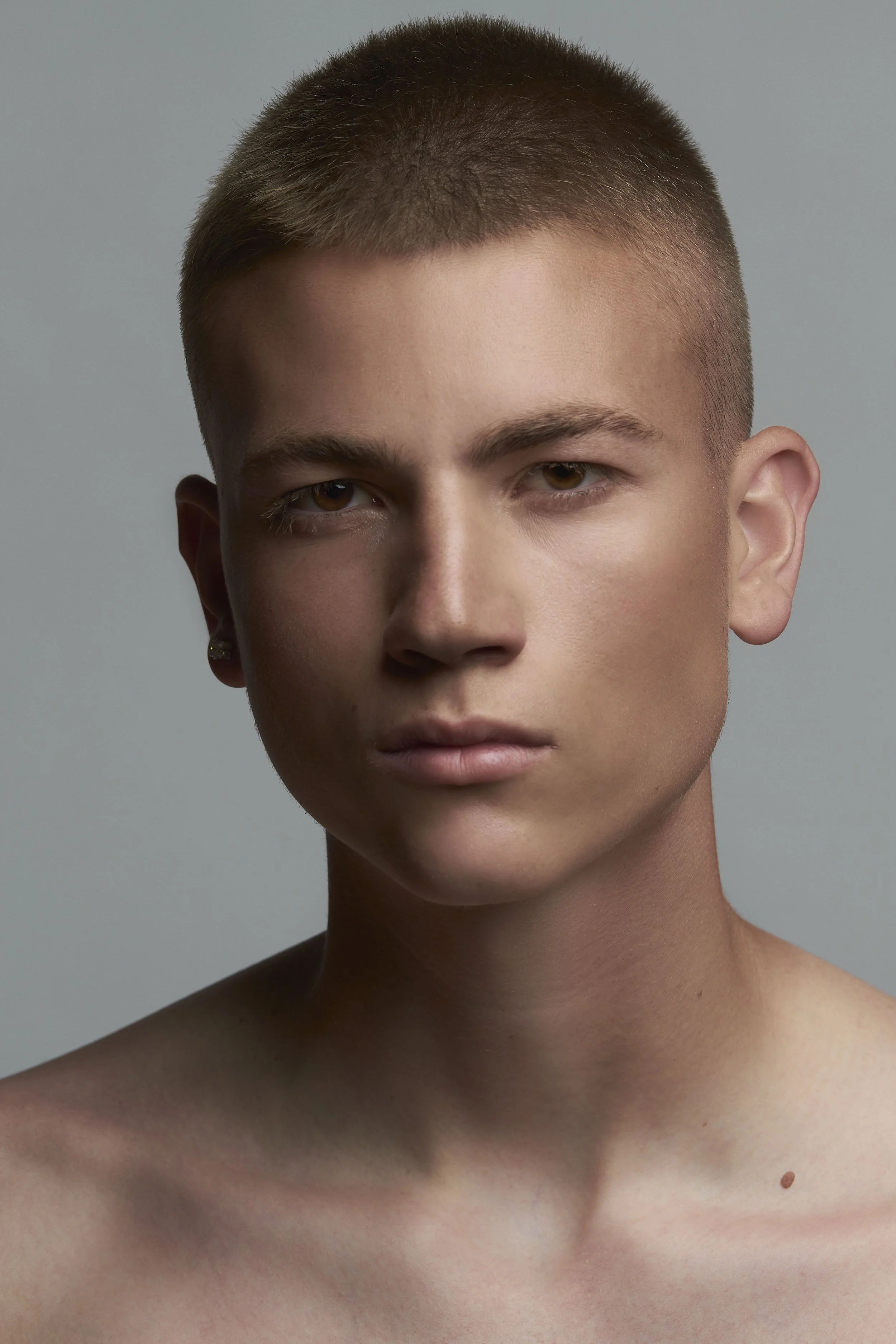 Jovan Zecevic — Elle White Studios