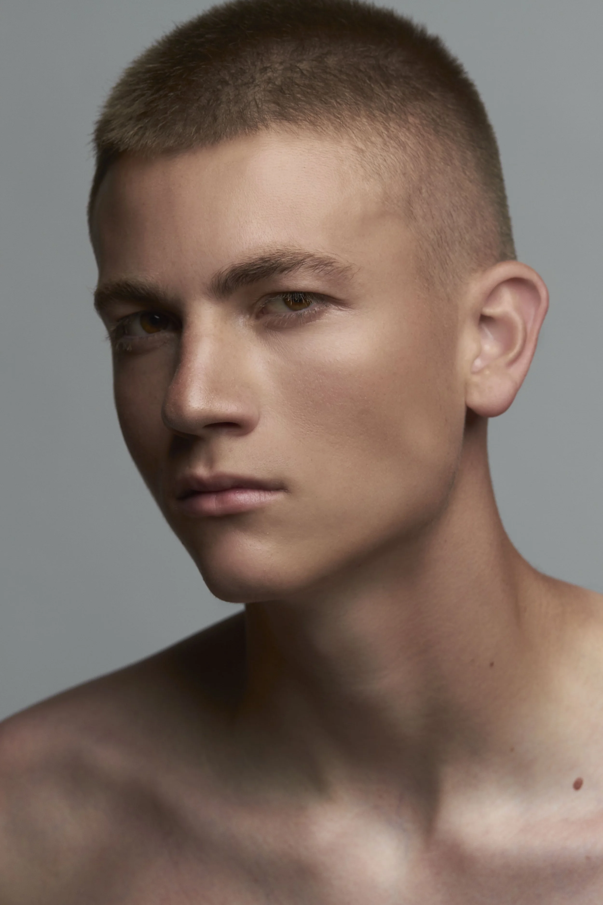 Jovan Zecevic — Elle White Studios