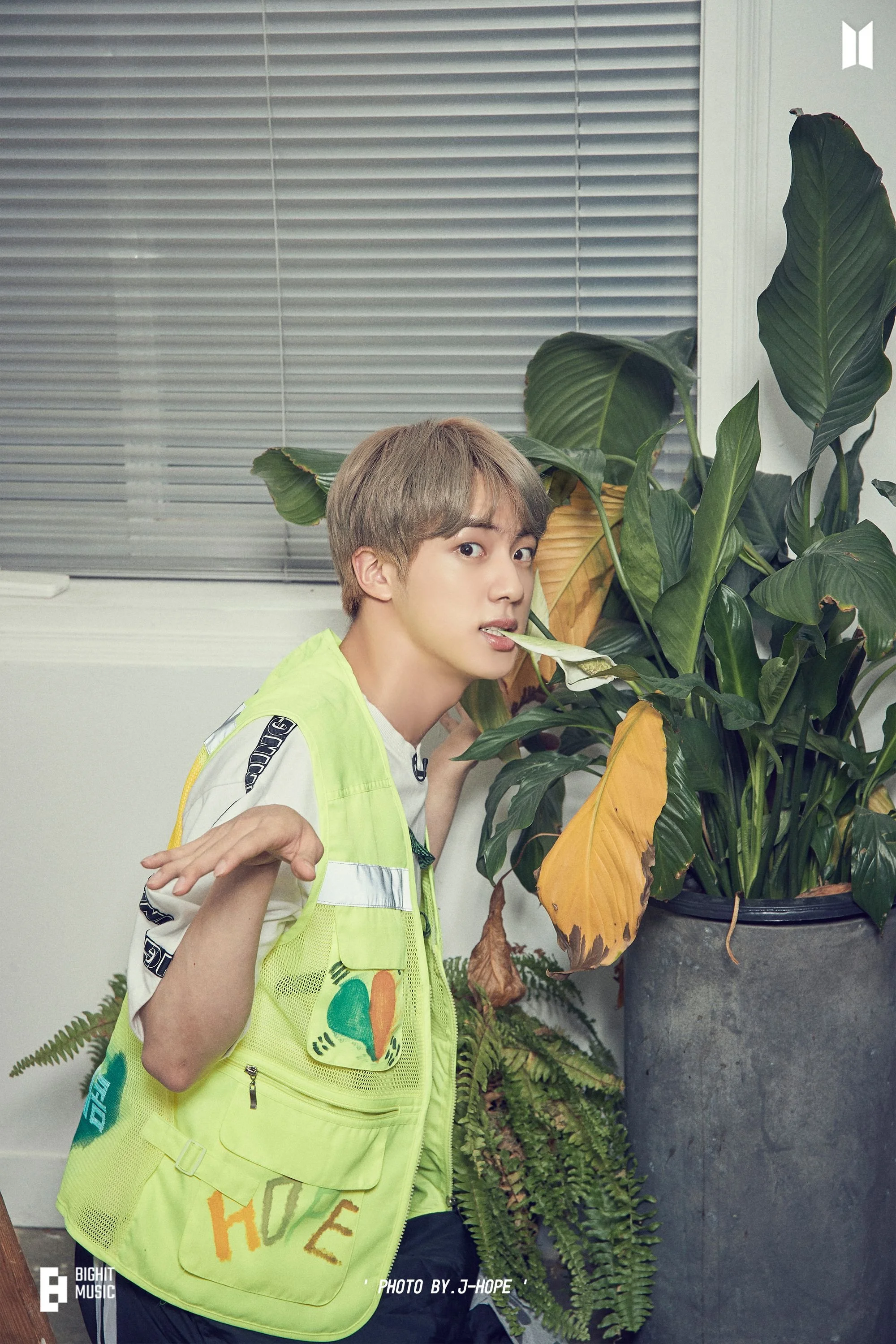 [BTS PHOTOS] RUN BTS! Photo Exhibition — US BTS ARMY