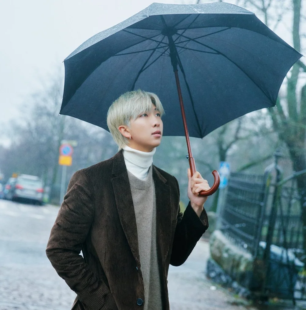 "Winter Flower (Feat. RM)" Debuts At No. 1 On The World Digital Song ...
