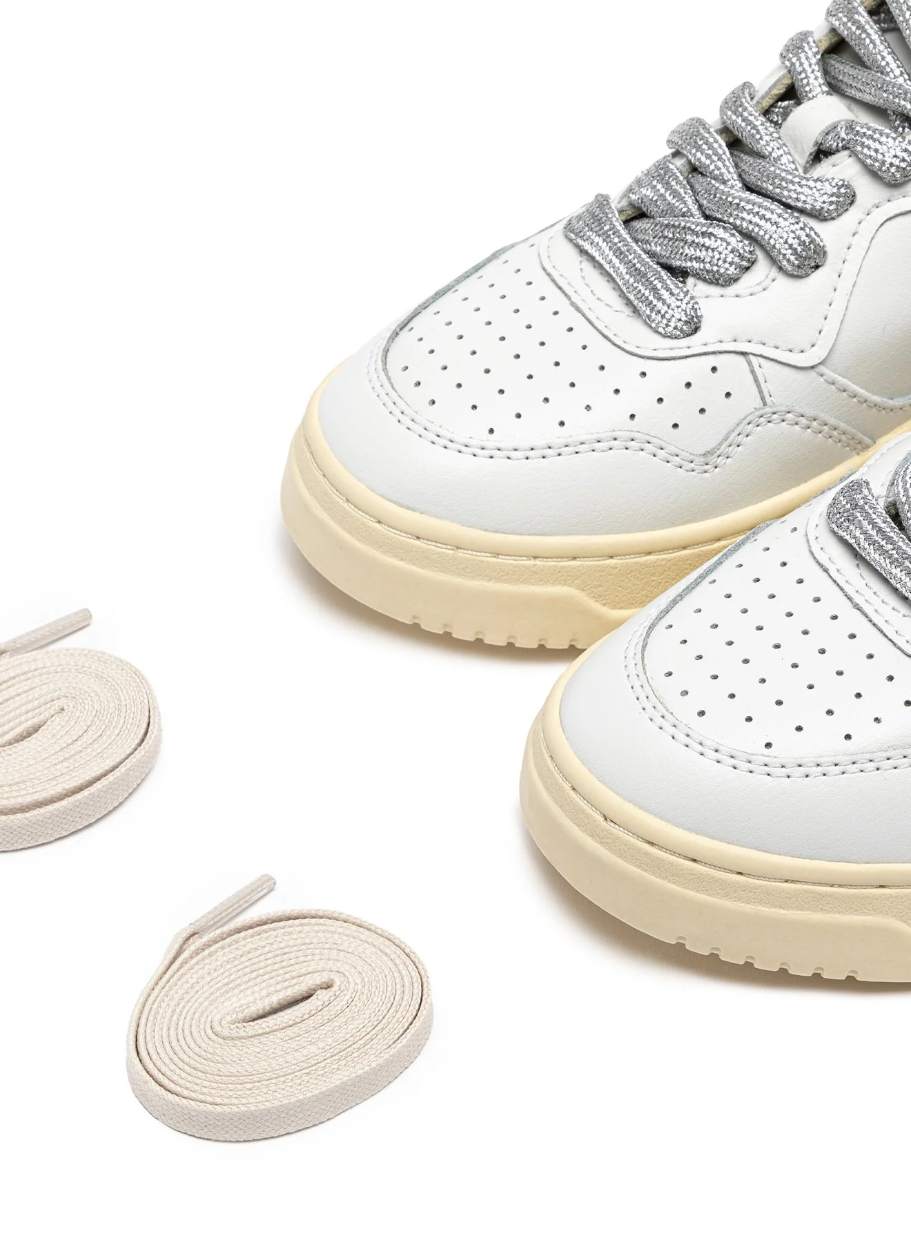 Autry - Low Med White Swoll SW02 - Silver — A+M CONCEPT STORE