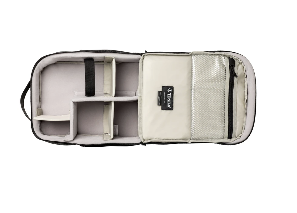 WHAT'S IN MY BAG — SUMMER SOELBERG