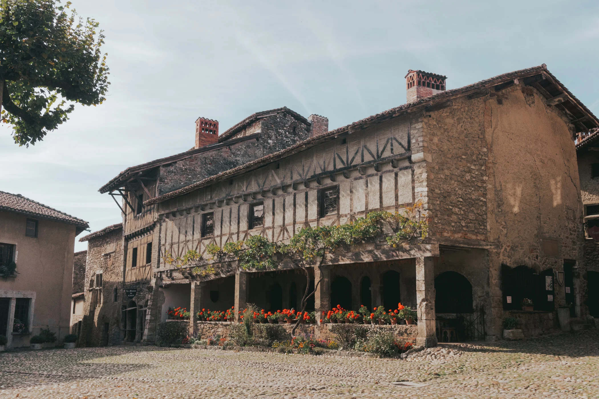 Travel Guide To Perouges France - Easy Day Trip From Lyon | In Between ...