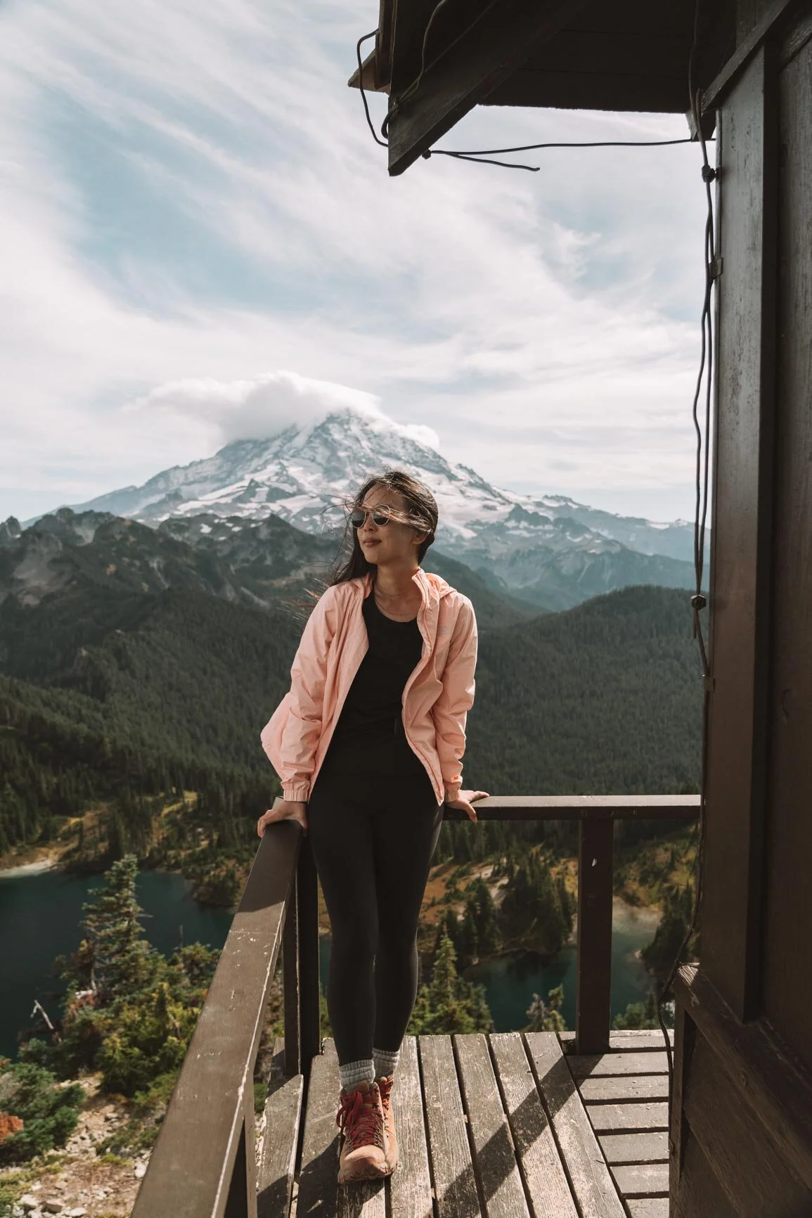 Beginner s Guide To Fall Hiking Outfit For Women In Between Pictures Beginner s Guide To Fall Hiking Outfit For Women In Between Pictures