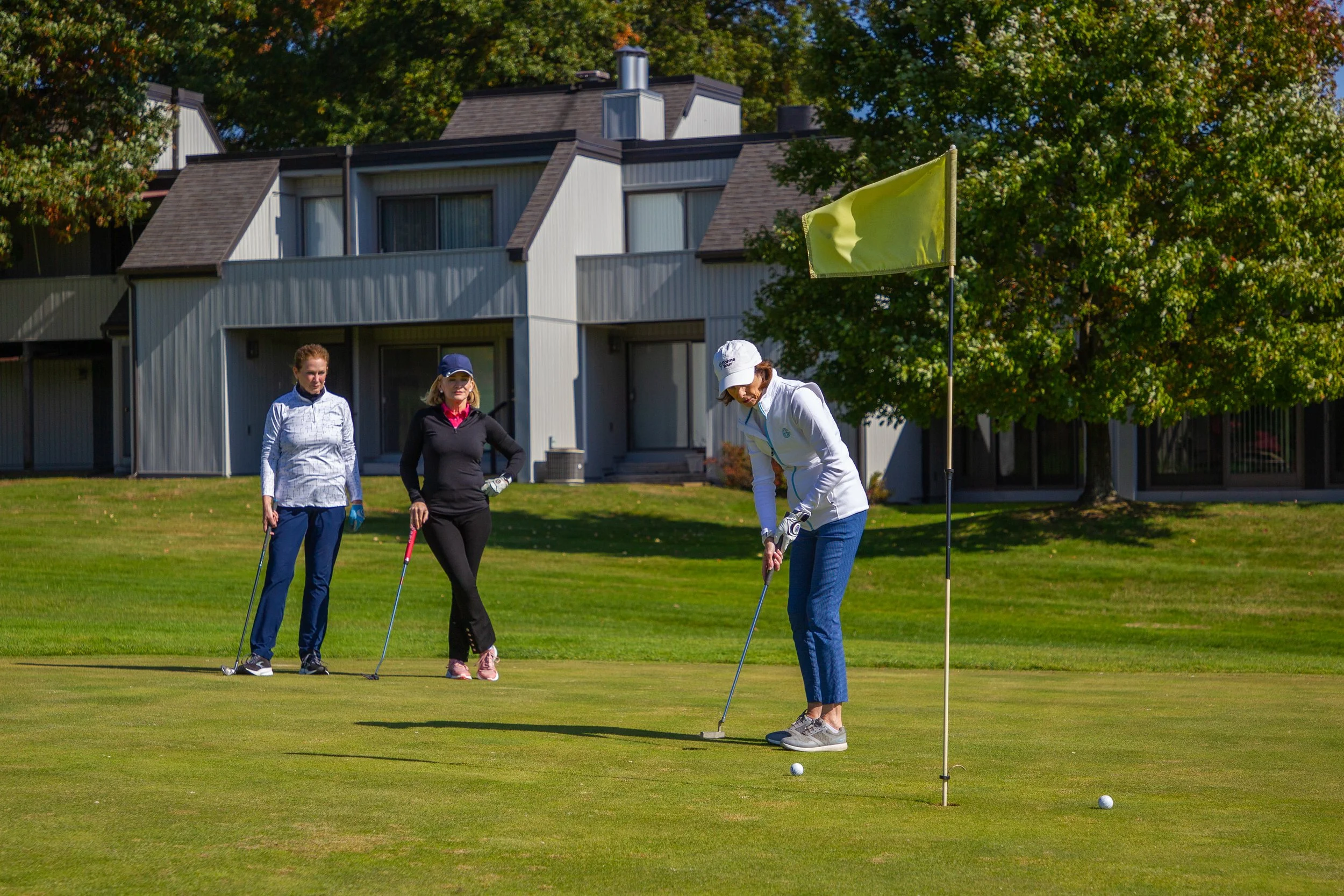 Country Club — Newberry Estates Country Club