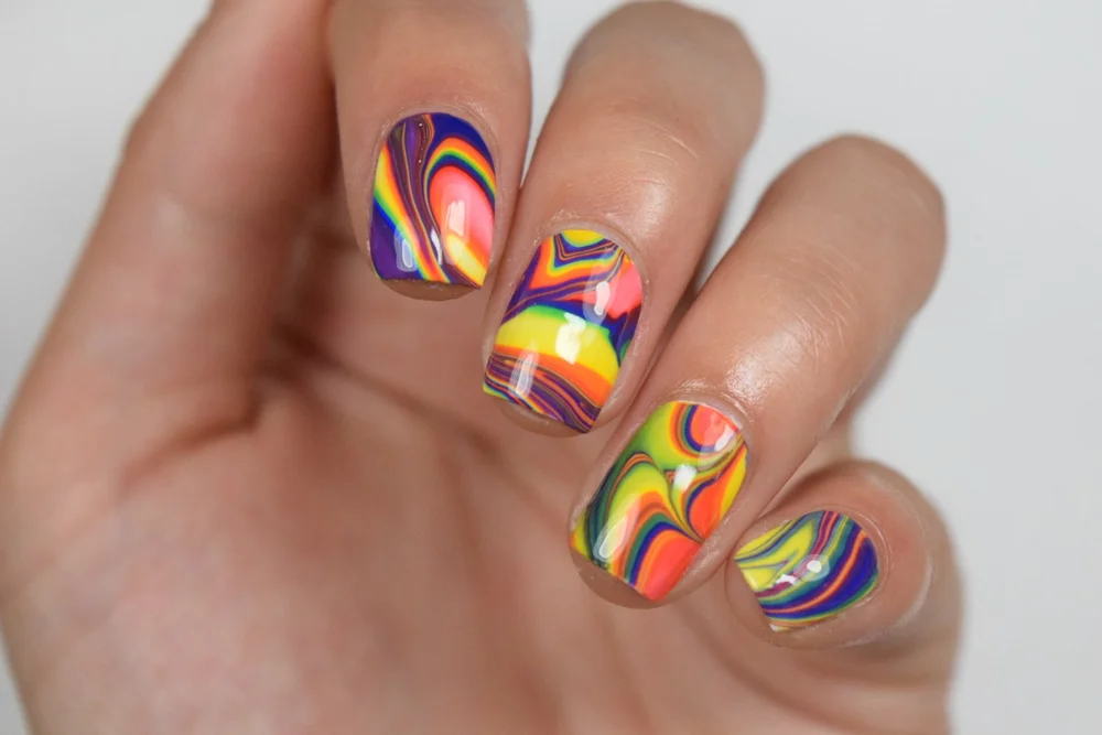 DIY Tutorial Beginner Nail Art: Water Marble Nails Technique | Northern ...