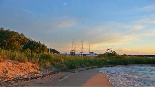 Leland Blue Stones: Unearthing Michigan's Unique Slag Glass Treasures ...