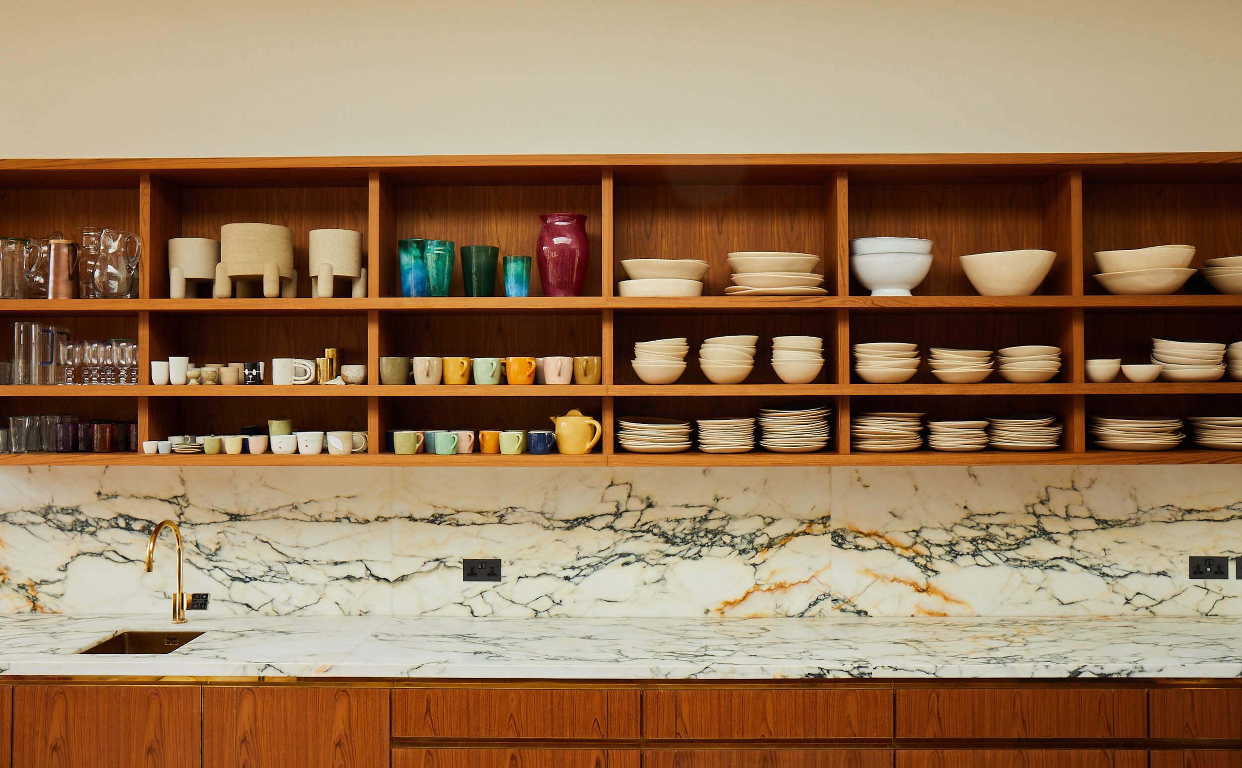 Peter Mikic - Interior Design Studio