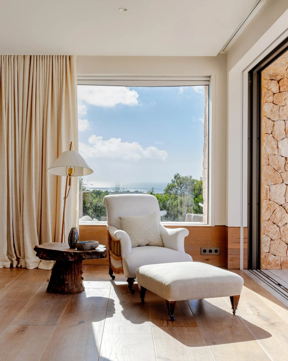 IBIZA SPAIN — Peter Mikic