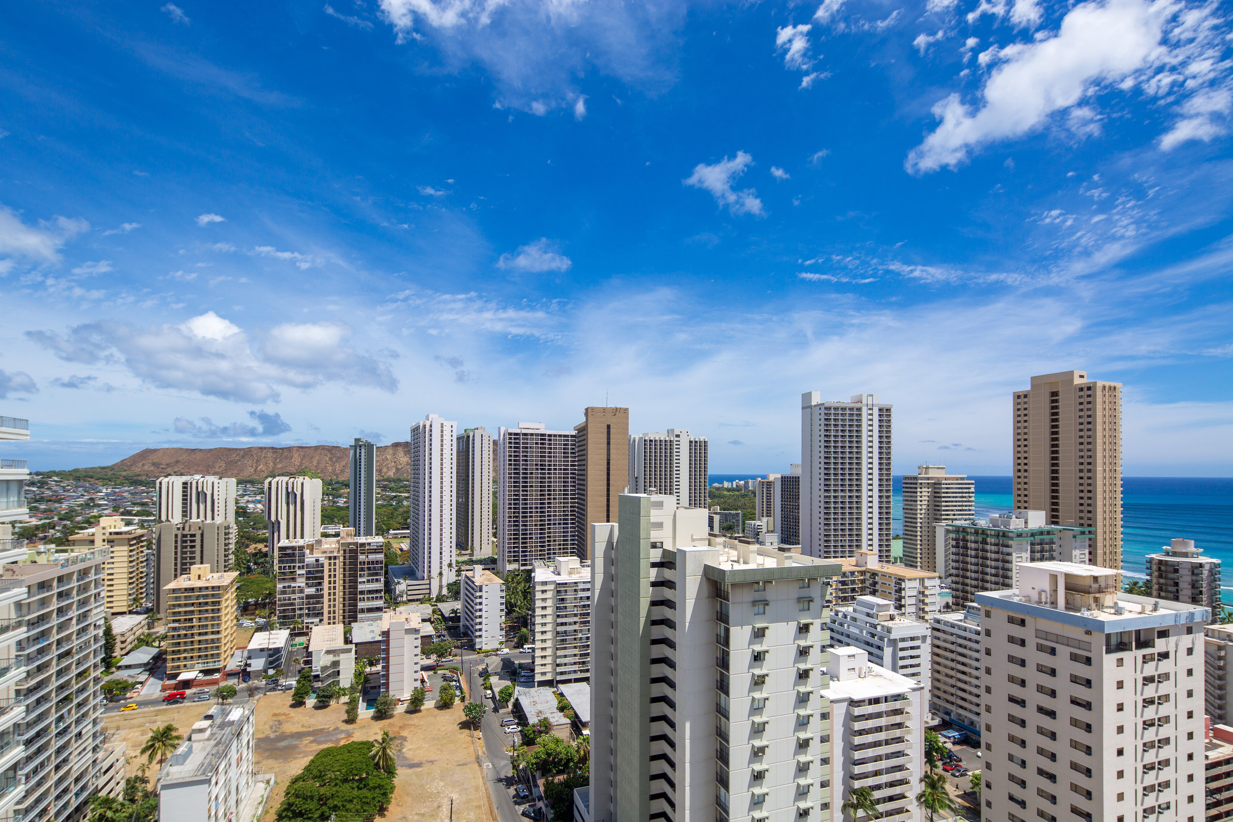 Wow View Waikiki Skytower — DW REALTY HAWAII