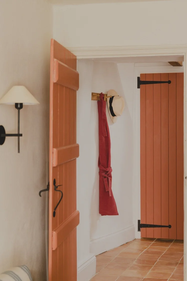 Dolly — STUDIO CLEMENT