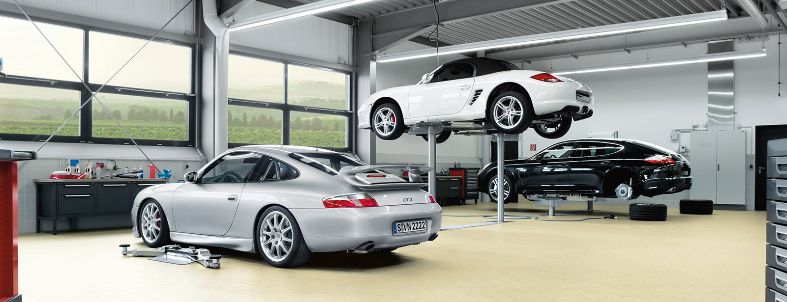 Porsche Certified Collision Repair Center Toronto | Auto Body Shop ...