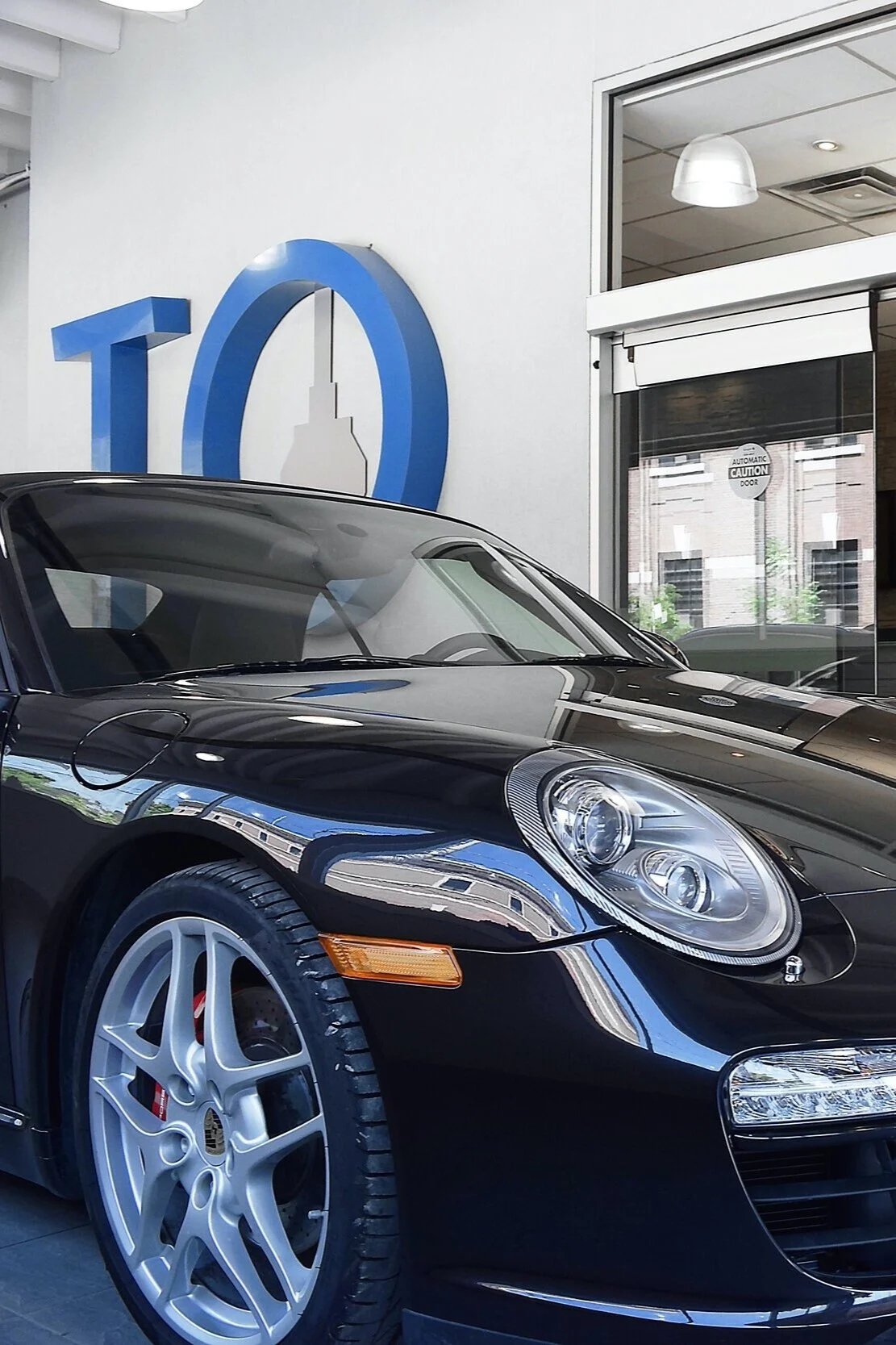 CSN AVENUE COLLISION