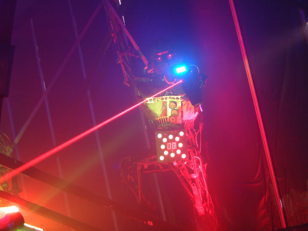 DarkLight Laser Tag — GEM